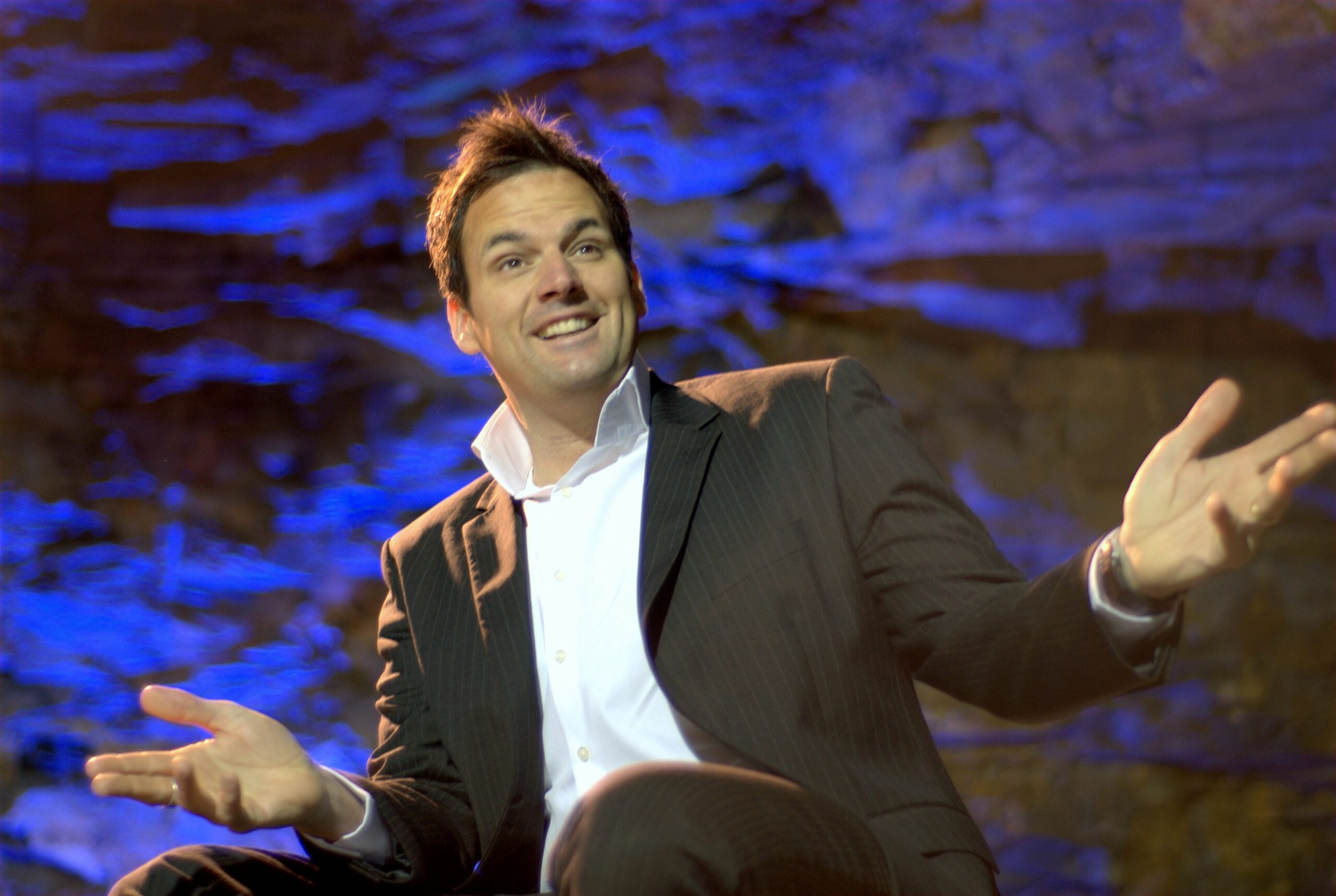 An Evening with Johnny Cowling in The Great Hall — Cornwall 365 What's On